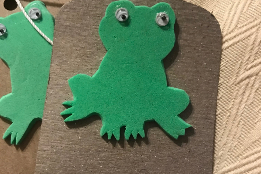 Frog tags, Hang tags | Christie Cottage